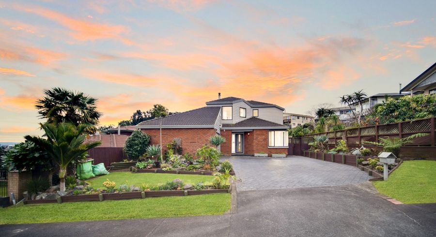 Free property data for 3 Ewhurst Place, Goodwood Heights, Auckland ...