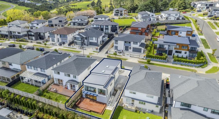 Free property data for 31 Perehia RD, Flat Bush, Auckland - homes.co.nz