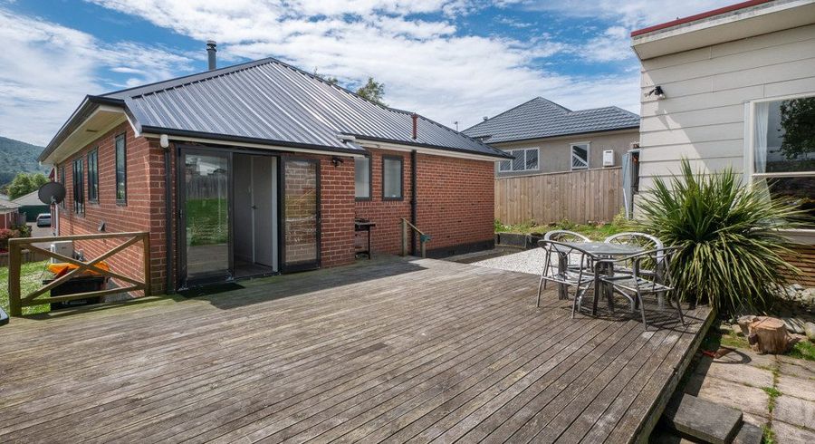 Free property data for 200 Balmacewen Road, Wakari, Dunedin - homes.co.nz