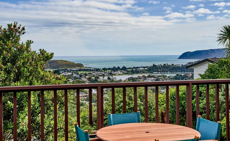 Free property data for 36 Mercury Way, Whitby, Porirua - homes.co.nz