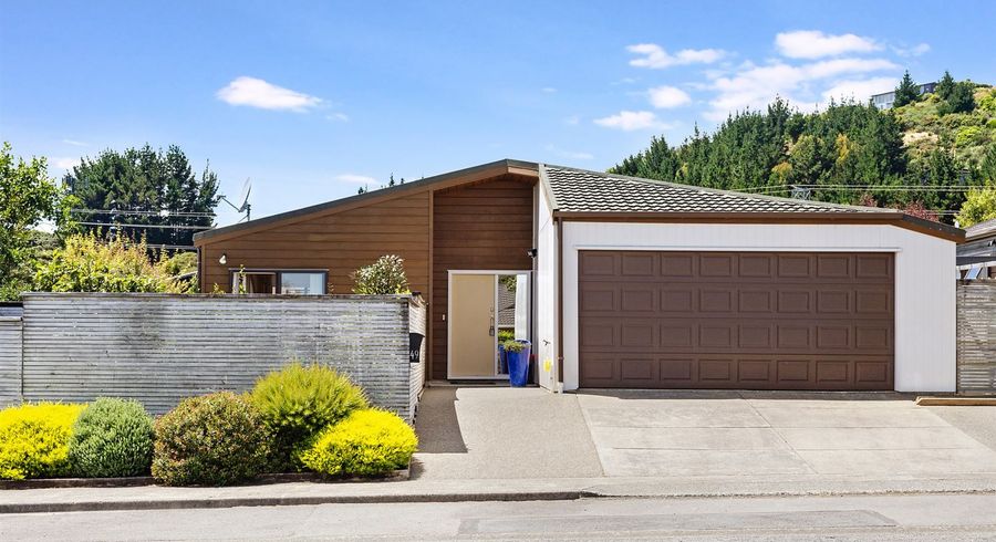 Free property data for 49 James Cook Drive, Whitby, Porirua - homes.co.nz