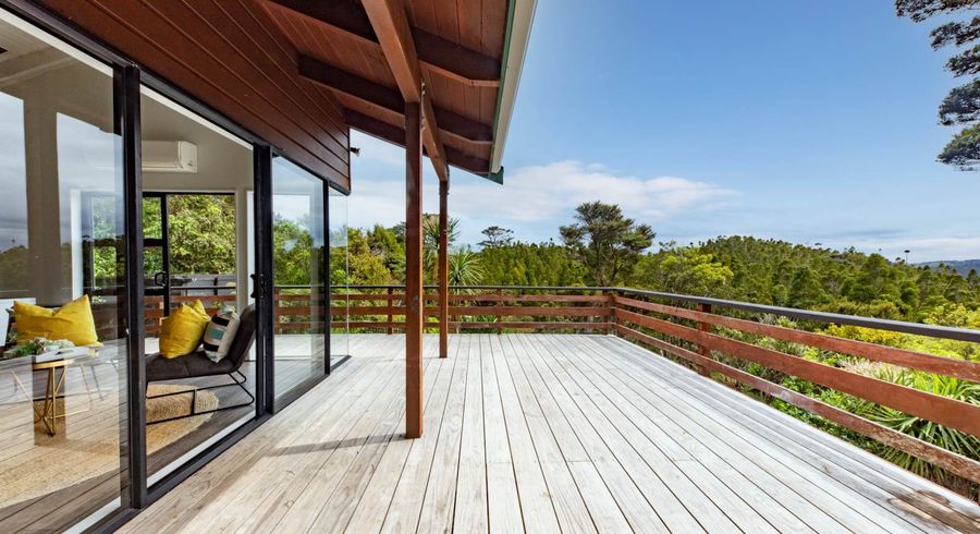 Free property data for 162 Piha Road, Piha - homes.co.nz