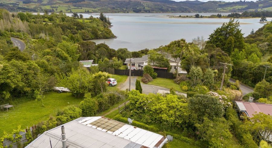 Free property data for 196 Doctors Point Road, Waitati, Waitati - homes ...