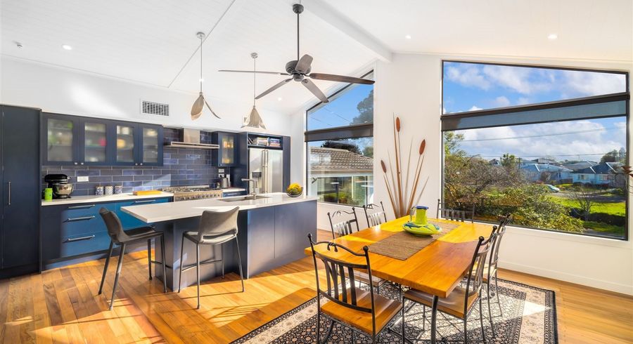 Free property data for 237 Fifield Terrace, Opawa, Christchurch - homes ...