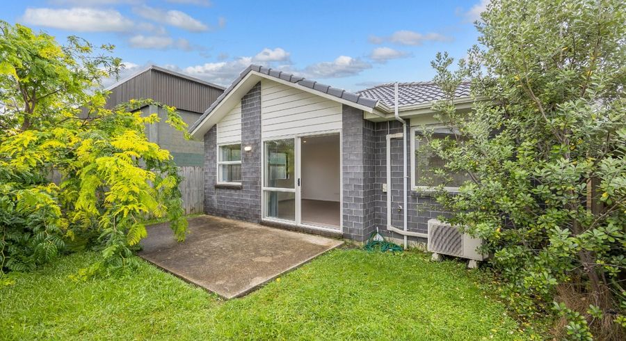 Free property data for 8 Duin Lane, Wiri, Auckland - homes.co.nz