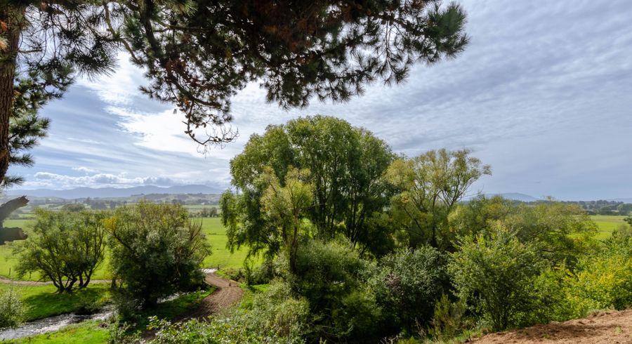 Free property data for 1574 Cust Road, Cust, Cust - homes.co.nz