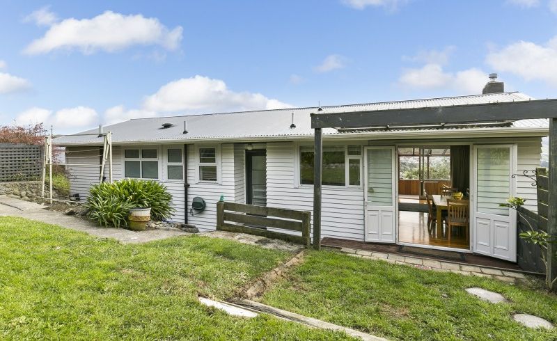 Free property data for 13 Paparangi Crescent, Paparangi, Wellington ...