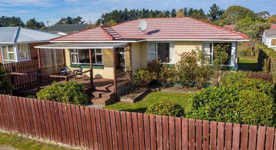 Free property data for 38 Delta Drive, Waldronville, Dunedin - homes.co.nz