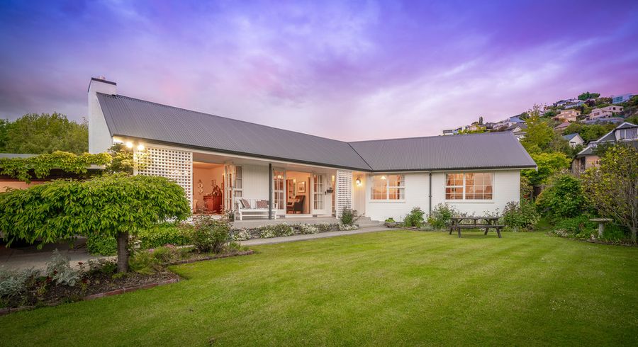 Free property data for 15 Glamis Place, Cashmere, Christchurch - homes ...