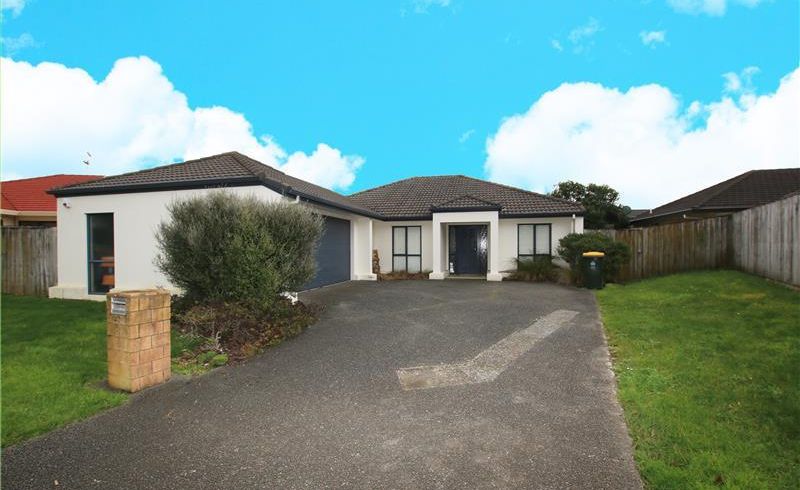 Free property data for 27 Armoy Drive, East Tamaki, Auckland - homes.co.nz