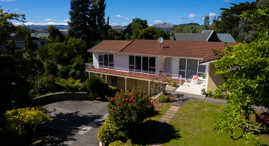 Free property data for 80A Mana View Road, Paremata, Porirua - homes.co.nz