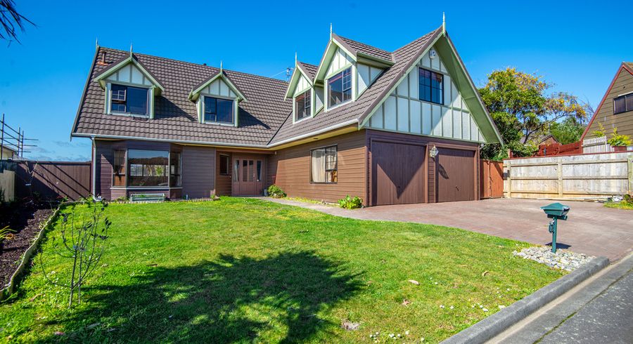 Free property data for 9 James Cook Drive, Whitby, Porirua - homes.co.nz