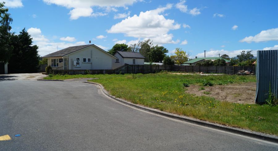 Free property data for 4 Searle Crescent, Culverden, Culverden - homes ...
