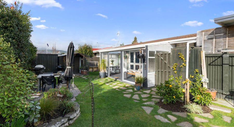 Free property data for 37 Kent Street, Levin, Levin - homes.co.nz