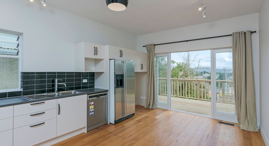 Free property data for 42 Old Mill Road, Grey Lynn, Auckland - homes.co.nz