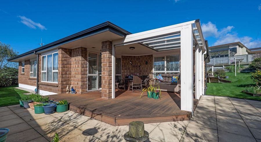 Free property data for 9 Great West Road, Matipo Heights, Rotorua ...