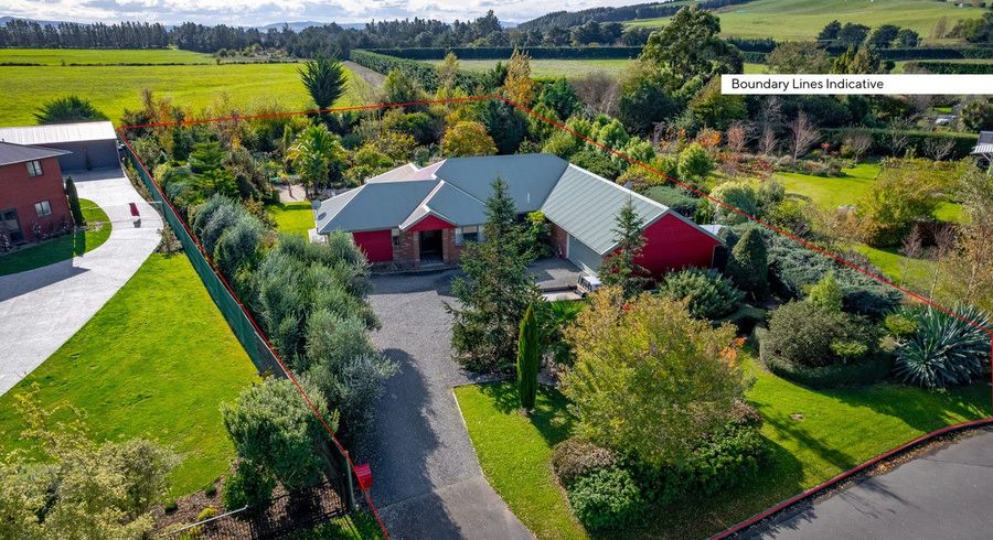 Free property data for 33 Willowside Place, Amberley, Amberley - homes ...