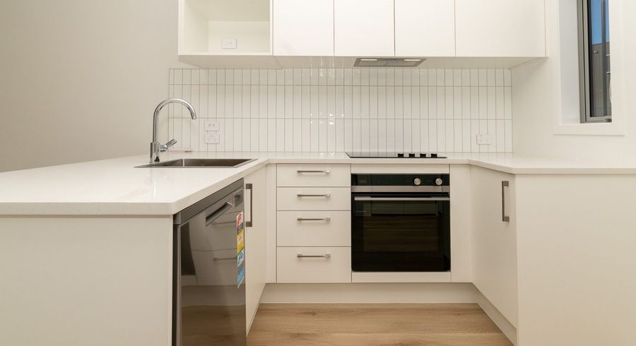 Free property data for 131 Ngae Place, Mangere East, Auckland - homes.co.nz