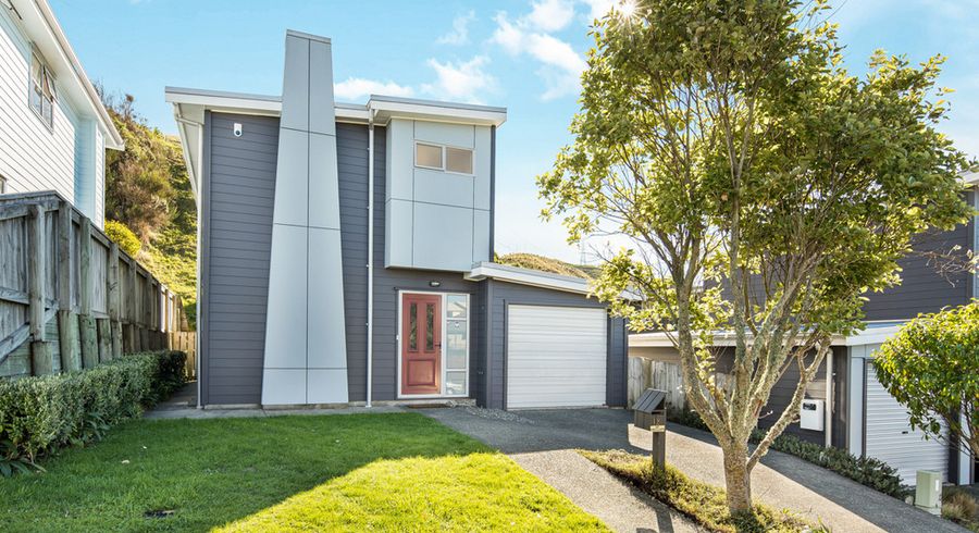 Free property data for 12 Erlestoke Crescent, Churton Park, Wellington ...