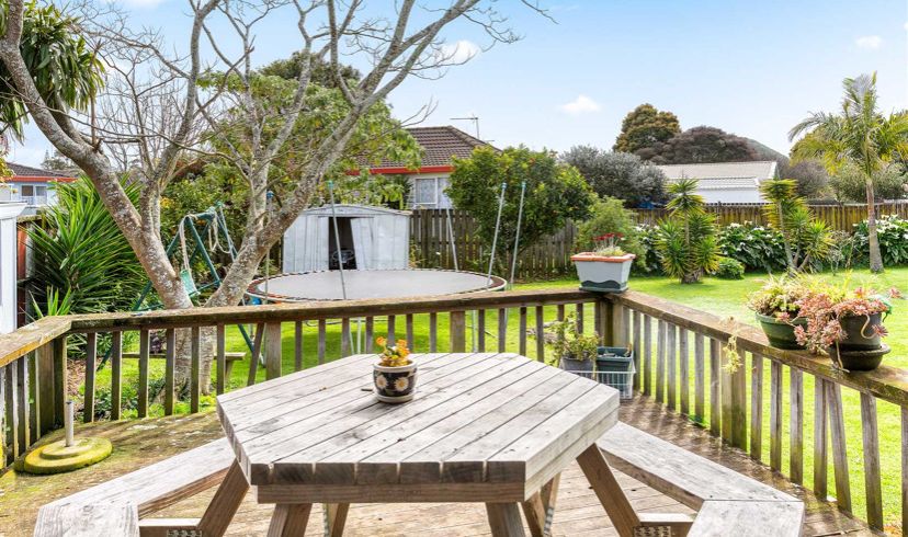 Free property data for 11 Yee Place, Mount Wellington, Auckland - homes ...
