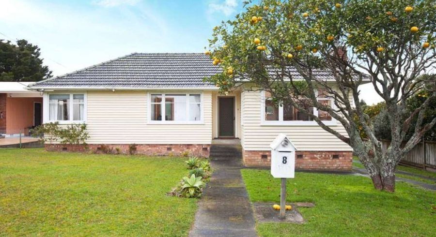 Free property data for 8 Maunder Place, New Lynn, Auckland - homes.co.nz