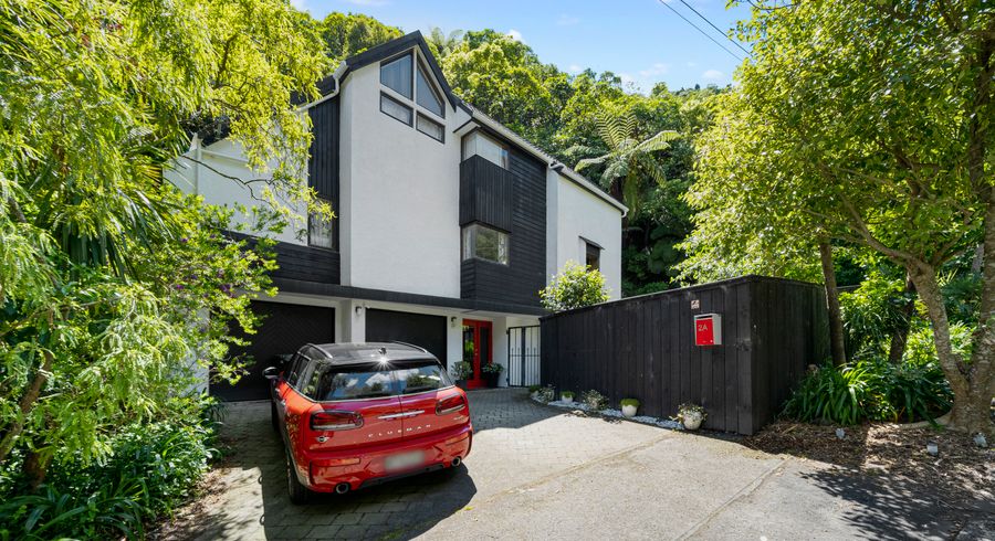 Free property data for 2A Waitohu Road, York Bay, Lower Hutt - homes.co.nz