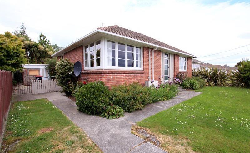 Free property data for 12 Gordon Terrace, East Gore, Gore - homes.co.nz