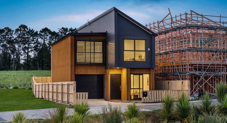 Free property data for 15 Dinaric Lane, Westgate, Auckland - homes.co.nz