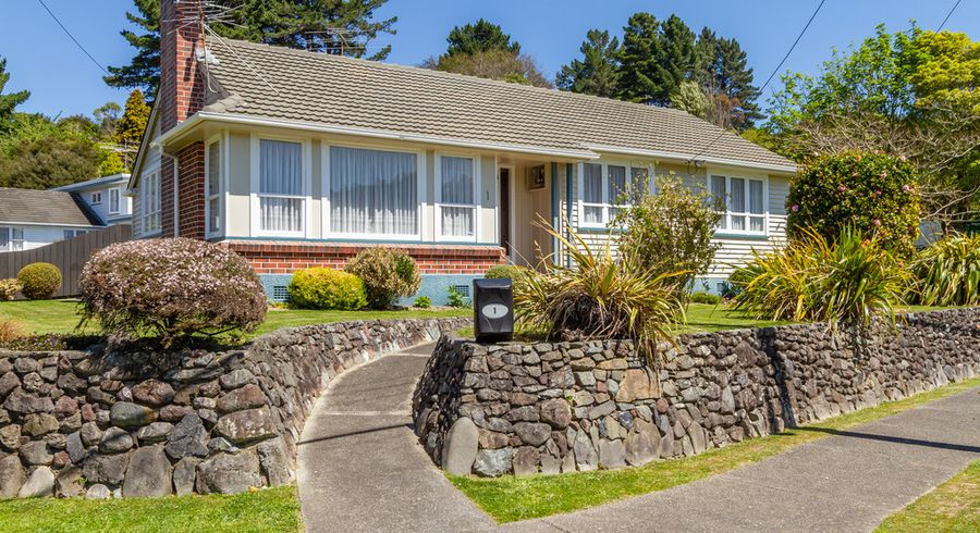 Free property data for 1 Delaney Drive, Stokes Valley, Lower Hutt ...