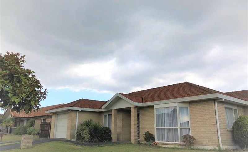 Free property data for 15 Attymon Lane, East Tamaki, Auckland - homes.co.nz