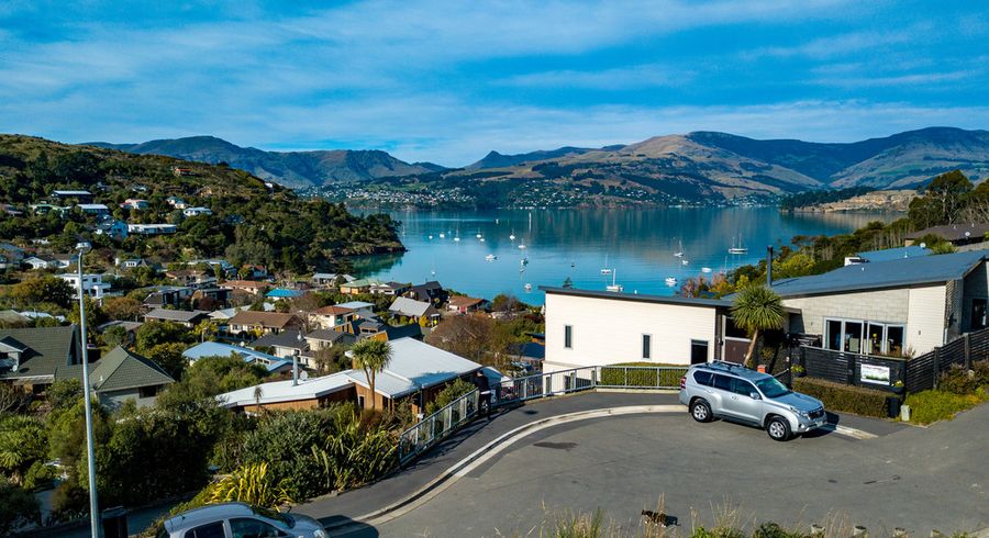 Free property data for 18 Mariners Cove, Cass Bay, Lyttelton - homes.co.nz