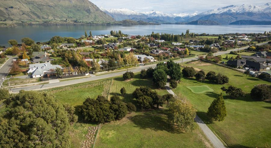 Free property data for 239A Beacon Point Road, Wanaka - homes.co.nz