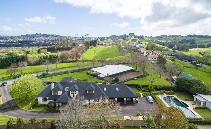 Free property data for 52 Shepherds Lane, Flat Bush, Auckland - homes.co.nz