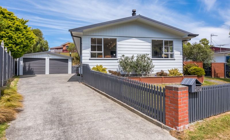 Free property data for 252 Major Drive, Kelson, Lower Hutt - homes.co.nz
