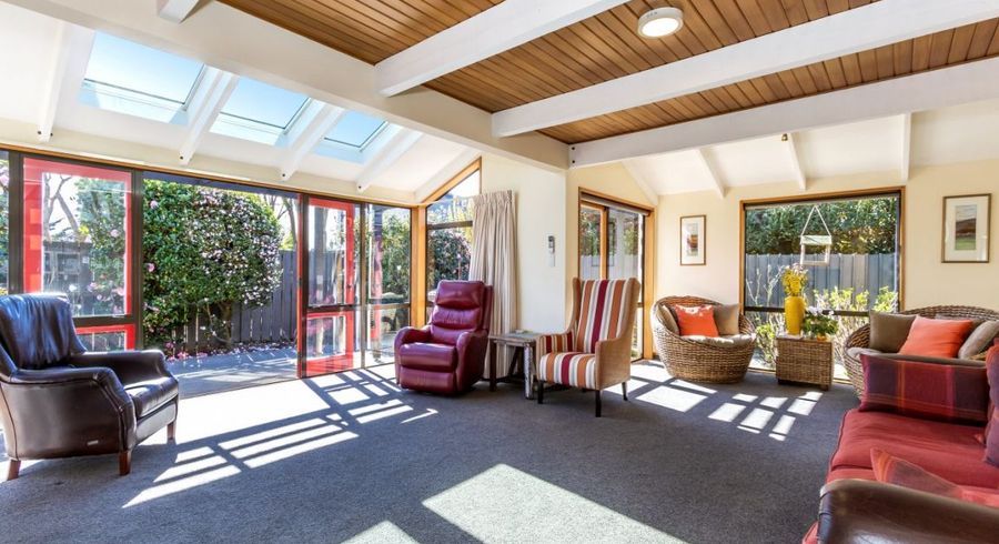 Free property data for 2/27 Dovedale Avenue, Ilam, Christchurch - homes ...