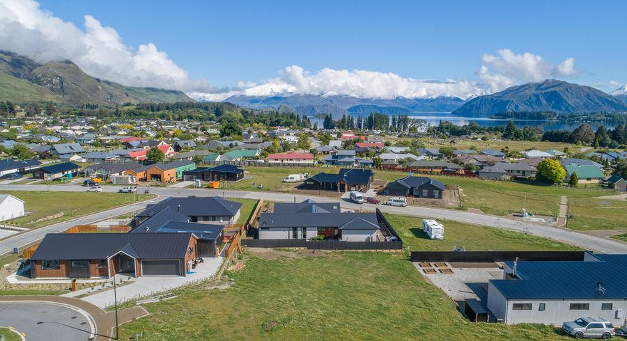 Free property data for 5 Little Alpha Loop, Wānaka - homes.co.nz