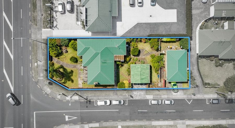 Free property data for 101 Lincoln Road, Henderson, Auckland - homes.co.nz