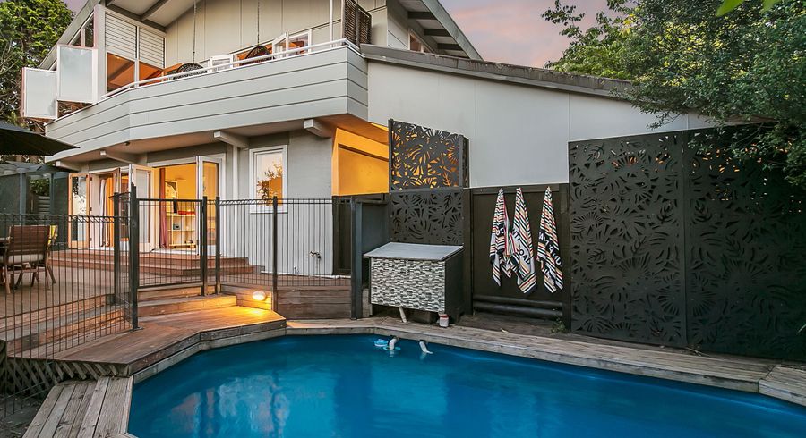 Free property data for 2 Appleyard Crescent, Meadowbank, Auckland ...