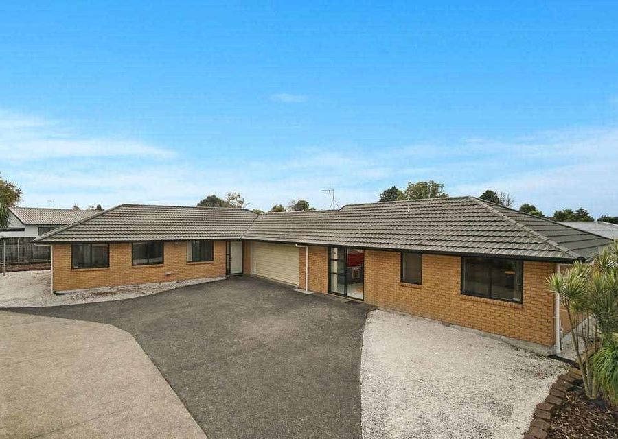 Free property data for 26A Lincoln Road, Henderson, Auckland - homes.co.nz